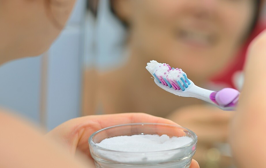 Toothpaste and Baking Soda: A Perfect Match for Oral Hygiene?